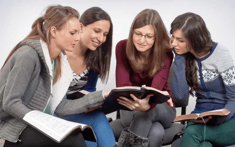 25 Best Bible For College Students: Top Picks For Spiritual Growth!